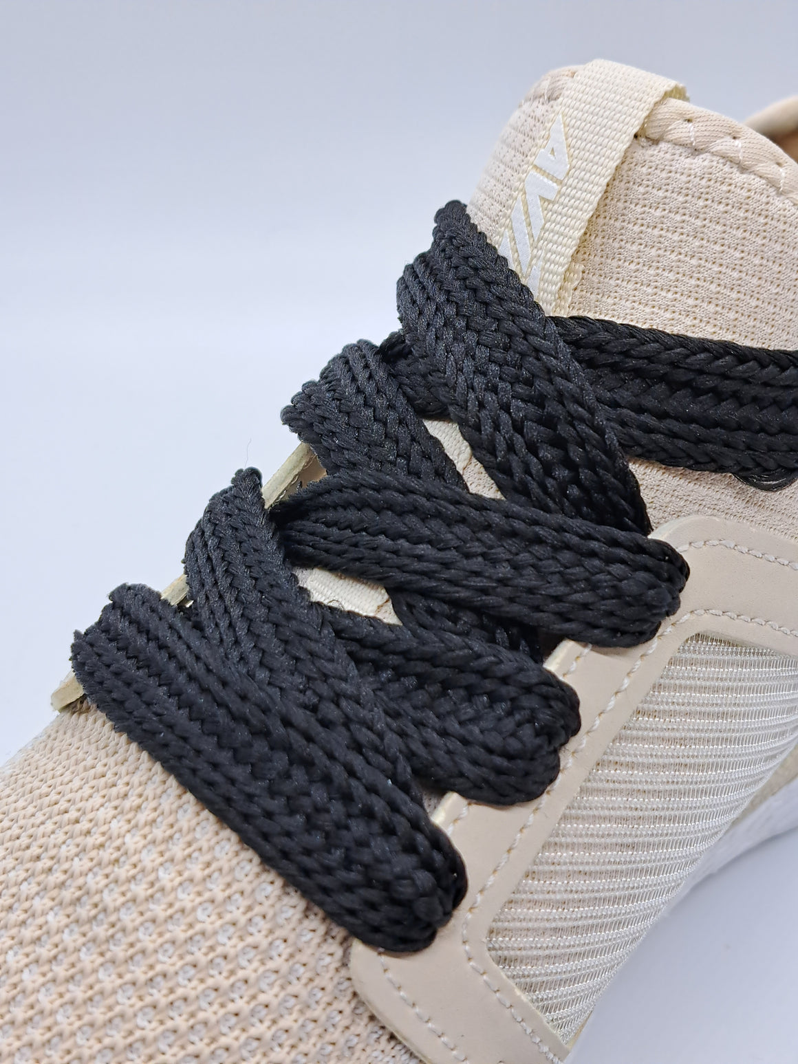 The Shoelace Factory – The Shoe Lace Factory